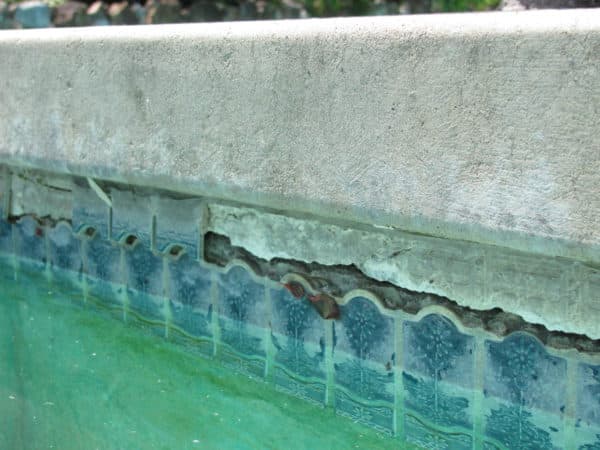 Cracks In A Swimming Pool: Identifying If Structural Or Surface Cracks ...