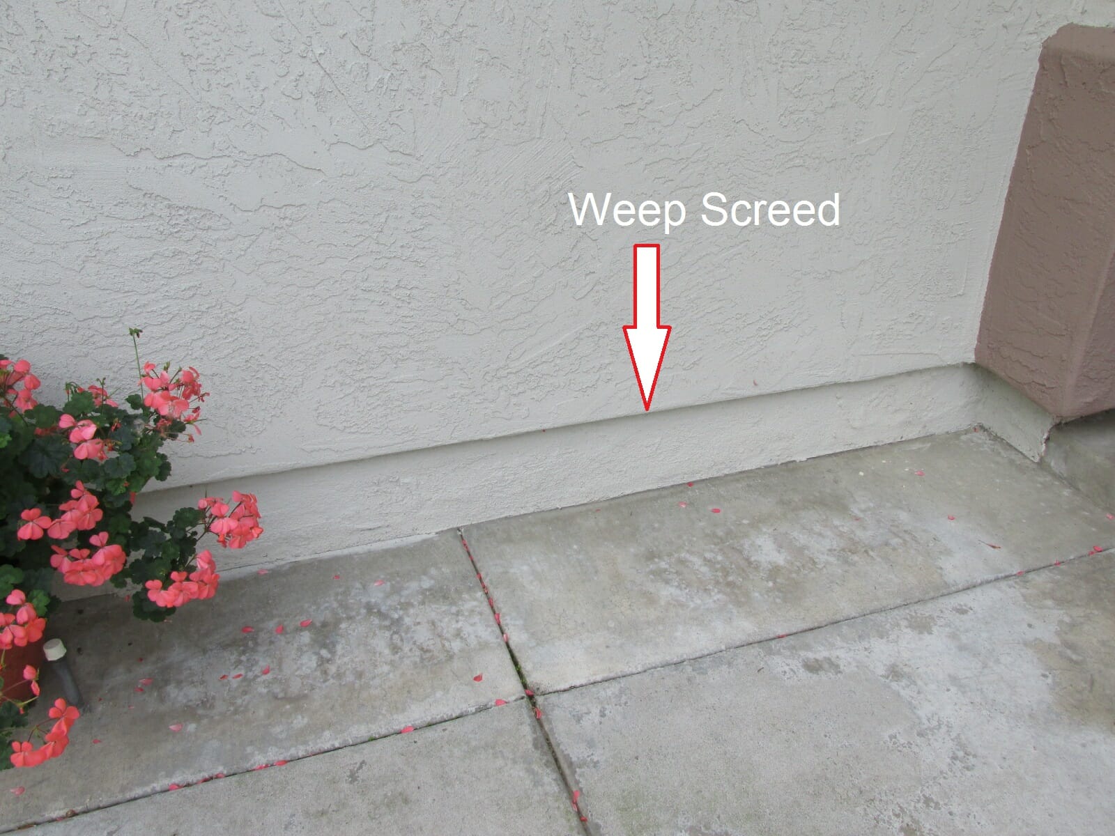Weep Screed Blocked: Check For Stains and Mold - Buyers Ask