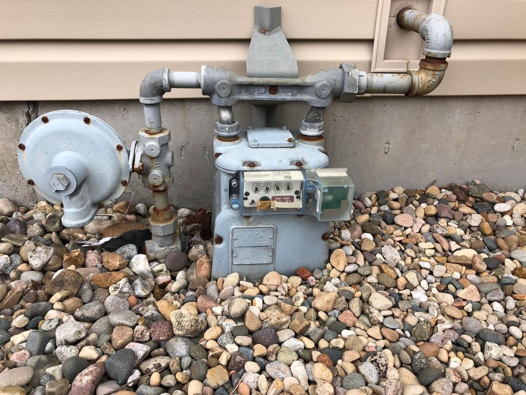 Rusted gas meters or gas piping - Buyers Ask